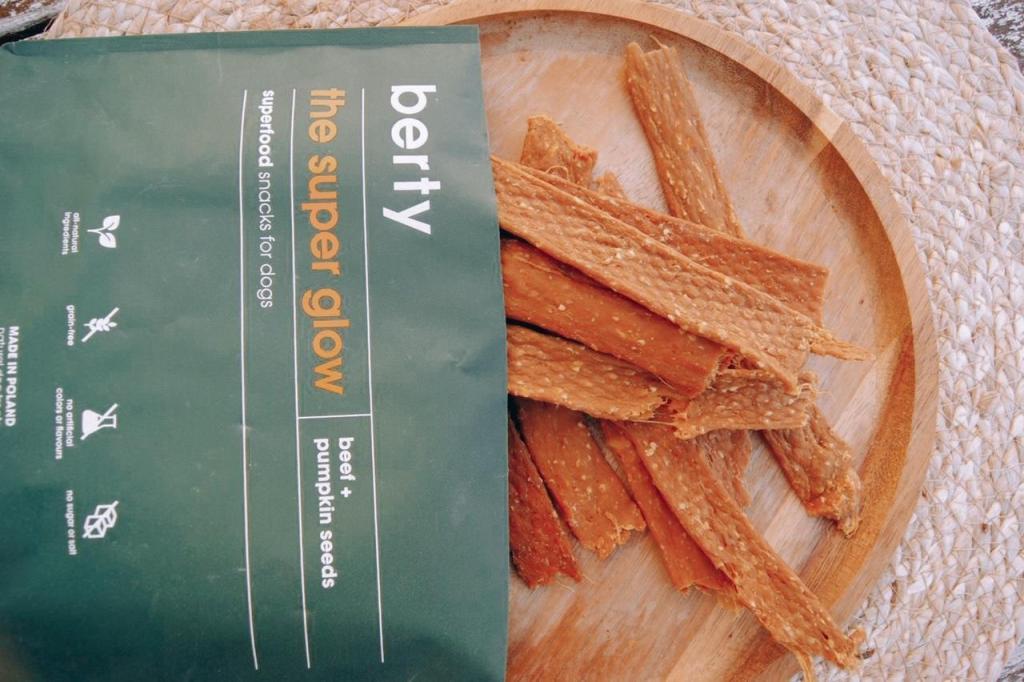 BERTY - My dog is a Queen but I'am a Woman